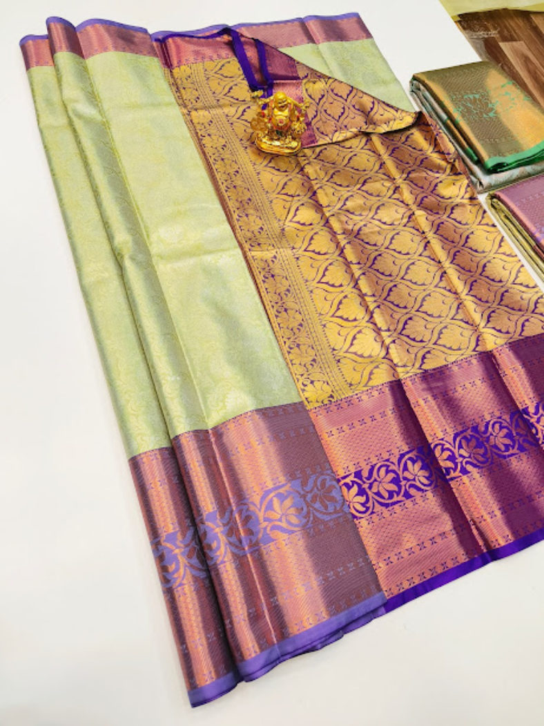 Lightweight Kanjivaram Semi Silk Saree Light Pista Green Color w ...